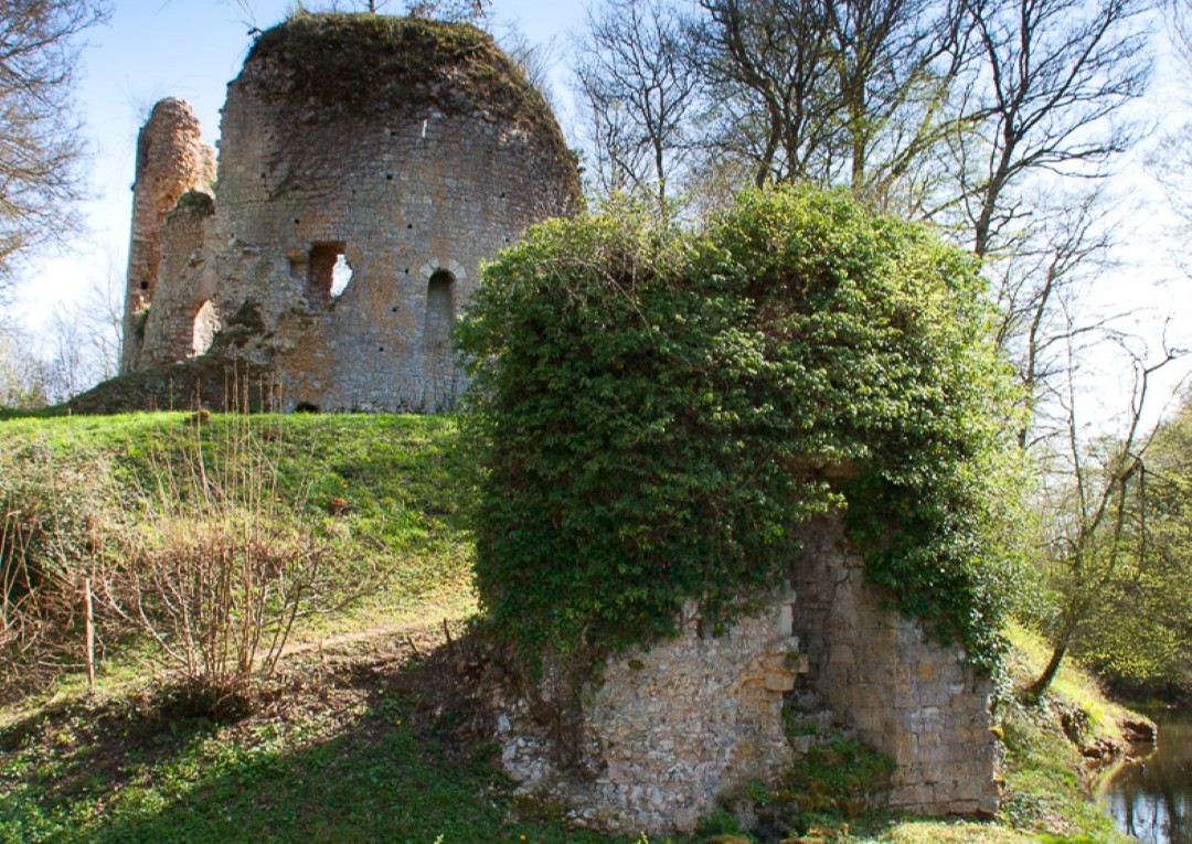 Wandelroute Saint-Vérain en omgeving - Wandelen in de Puisaye-Forterre ...